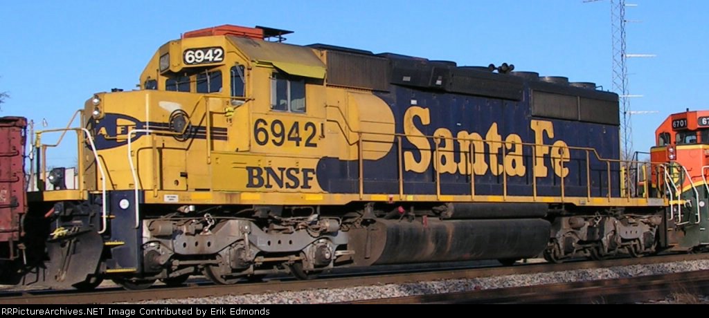 BNSF 6942